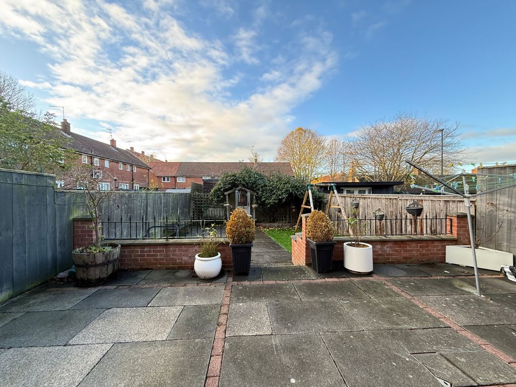 Saxondale Road, Newcastle Upon Tyne, Tyne And Wear NE3, 3 bed terraced ...