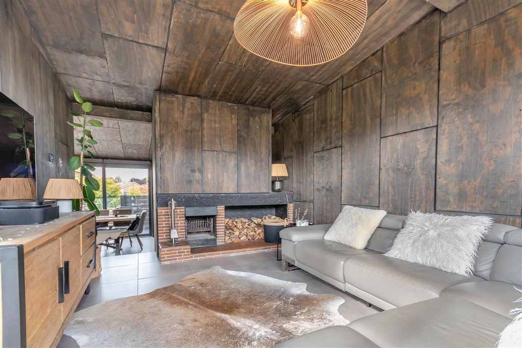 Muzzle Patch, Tibberton GL2, 3 bed detached bungalow for sale, £495,000 ...