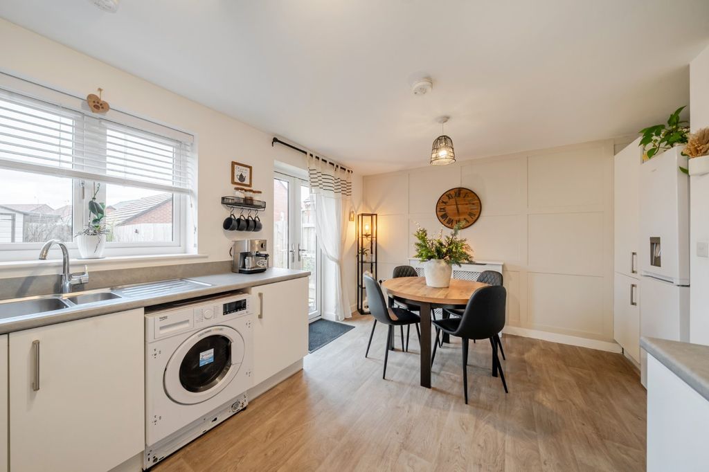 Sykes Road, Hampton Magna, Warwick, Warwickshire CV35, 3 bed end ...