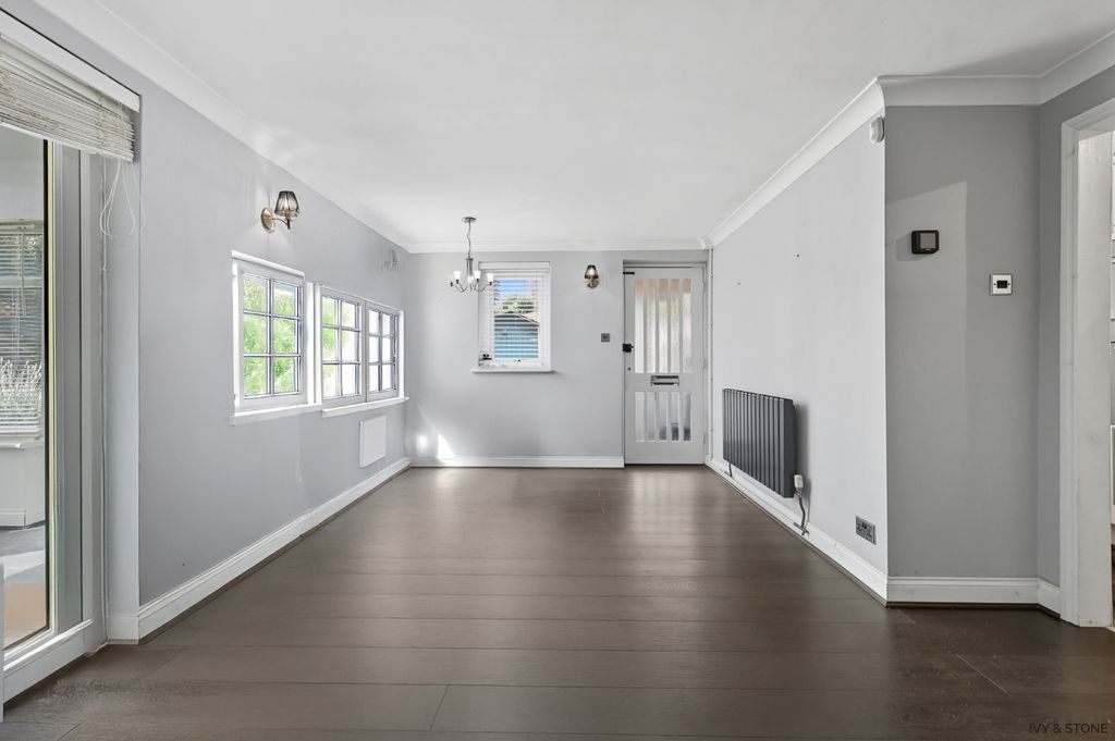 Friars Mead, London, Greater London E14, 2 bed semi-detached house for ...