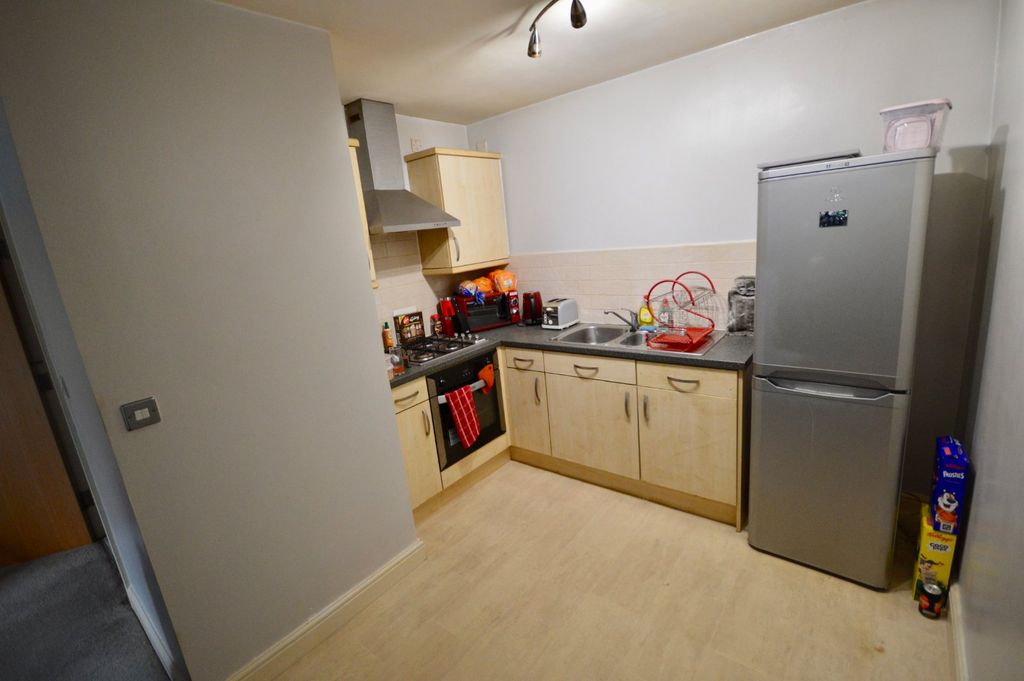 Wordsworth Court, Sheffield, South Yorkshire, UK S5, 2 bed flat to rent ...