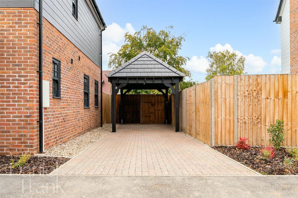 Hawthorn Close, Ongar Road, Fyfield CM5, New home, 4 bed detached house ...