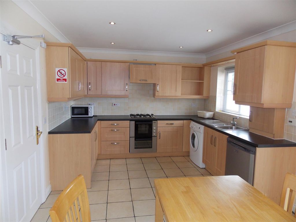 10 Faraday Court, Sheraton Park, Durham DH1, 6 bed shared accommodation ...