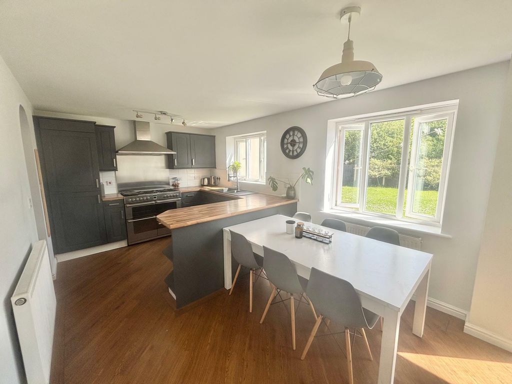 Pant Bryn Isaf, Llwynhendy, Llanelli SA14, 4 bed detached house for ...