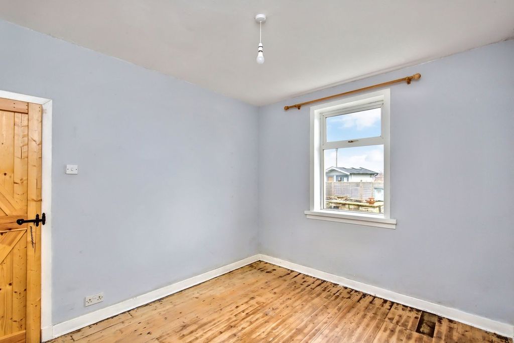 Strathmiglo, Cupar KY14, 2 bed semi-detached bungalow for sale ...