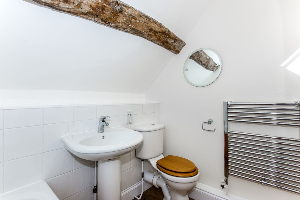 Bridge Street Mill, Witney OX28, 2 bed flat to rent, £1,150 pcm ...