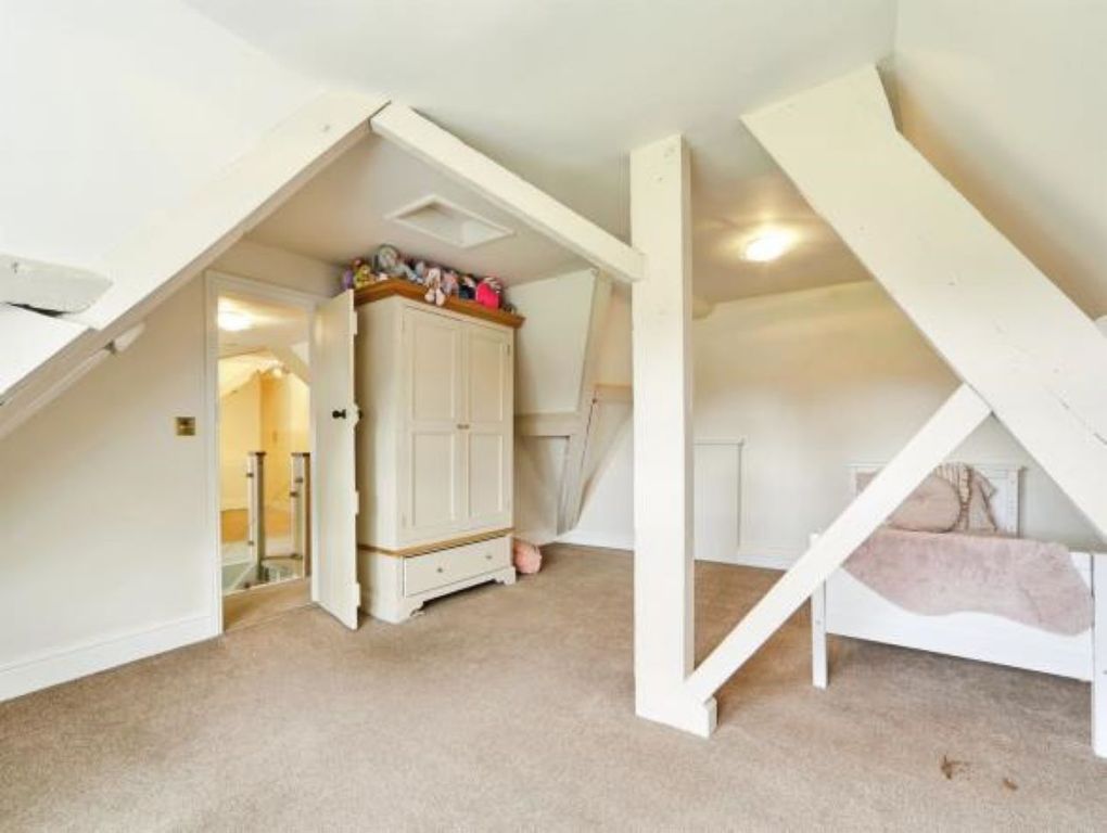 Haworth Road, Cullingworth, Bradford BD13, 5 bed semi-detached house ...