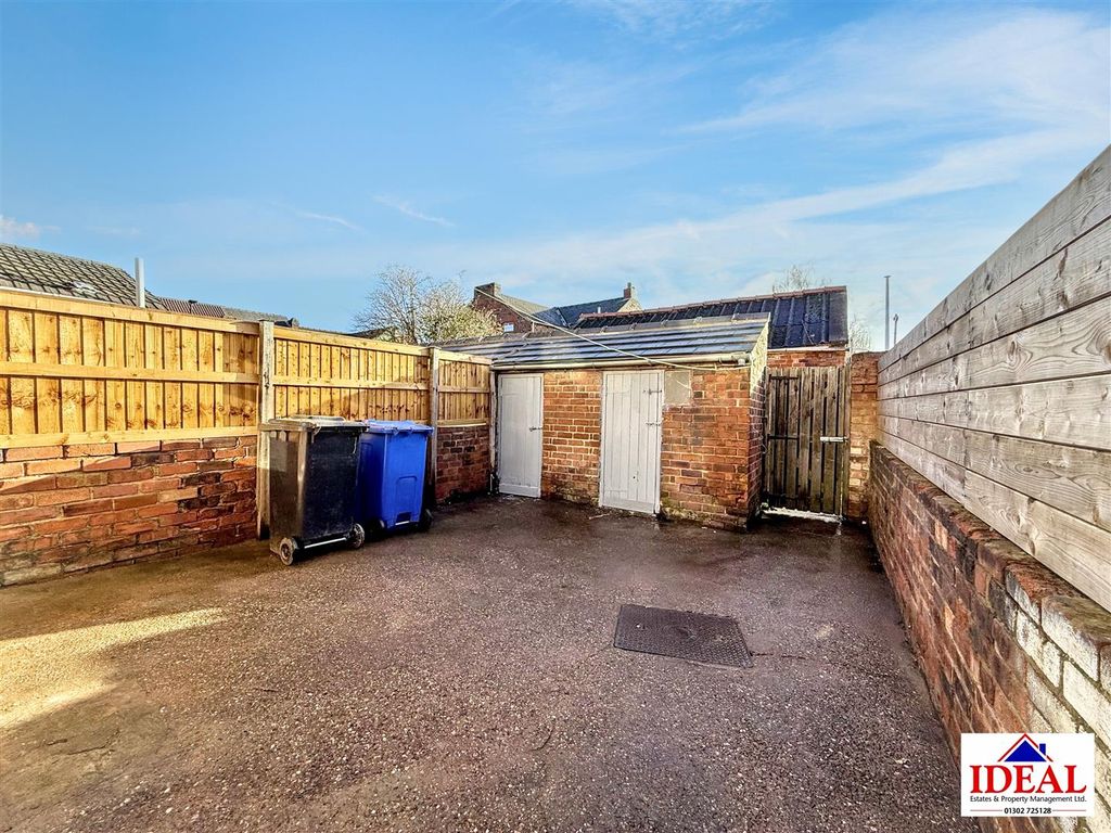 Victor Street, Carcroft, Doncaster DN6, 3 bed terraced house for sale ...