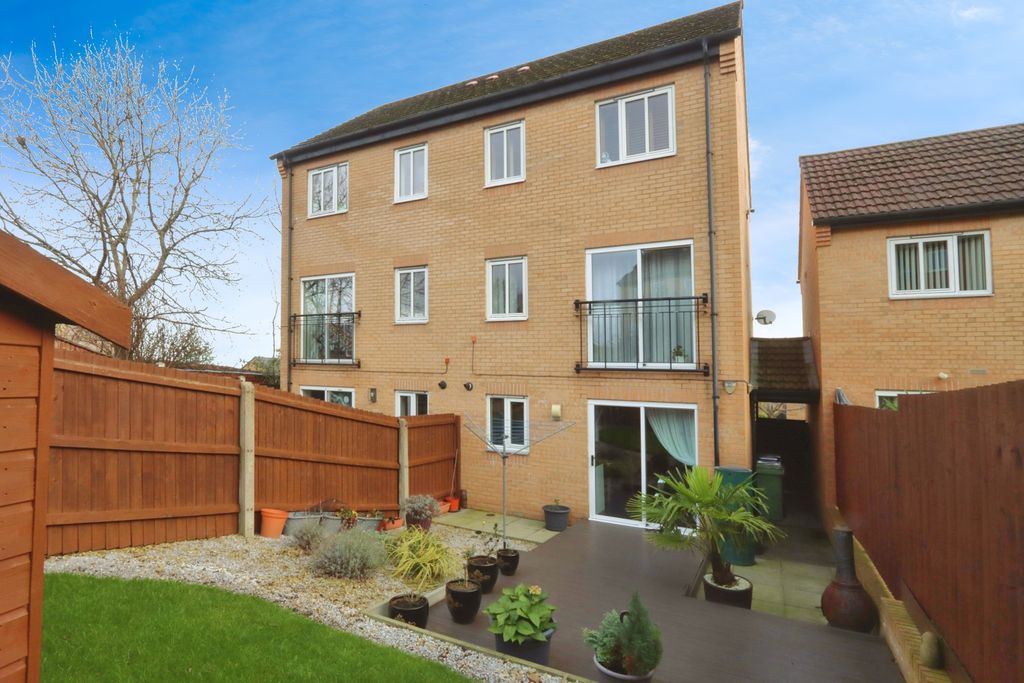 Fern View Grove, Sheffield, South Yorkshire S12, 3 bed semi-detached ...