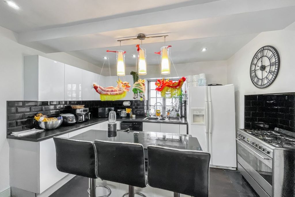 The Cottage, Quay Hill, Penryn, Cornwall TR10, 4 bed cottage for sale ...