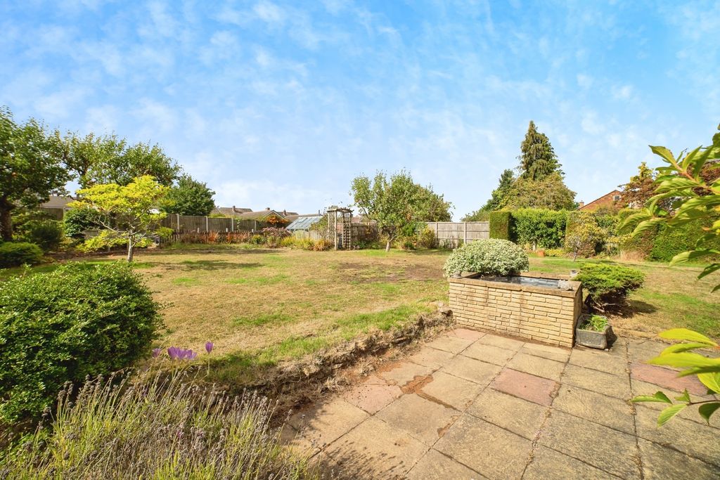 Oak Tree Lane, Mansfield, Nottinghamshire NG18, 3 bed detached house ...