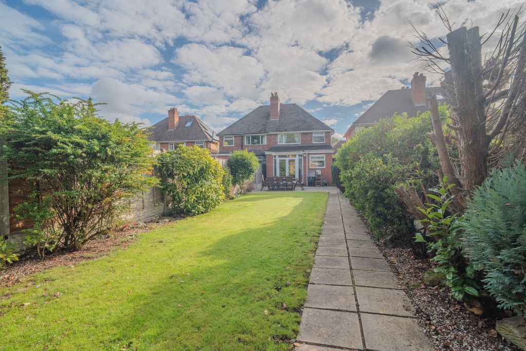 Temple Avenue, Birmingham B28, 3 bed semi-detached house for sale, £ ...
