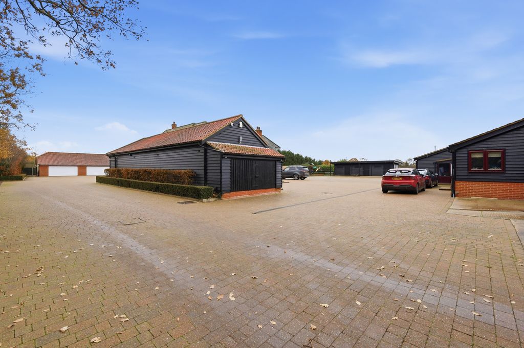 Priory Road, Tiptree CO5, 10 bed detached house for sale, £2,250,000 ...