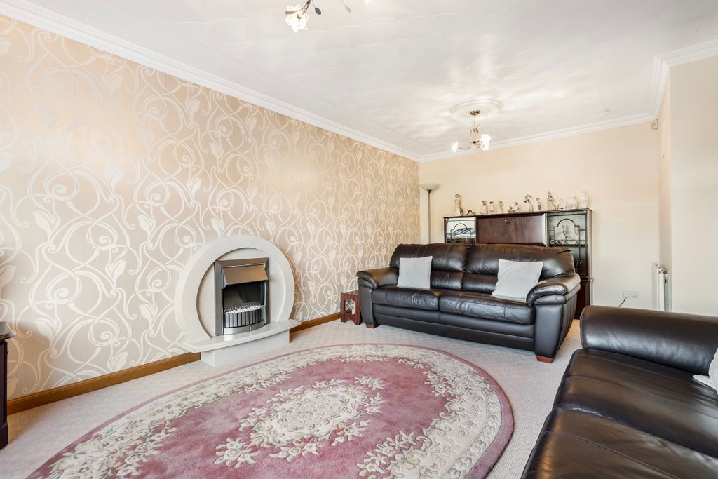 Stuart Grove, Grangemouth FK3, 2 bed bungalow for sale, £255,000 ...