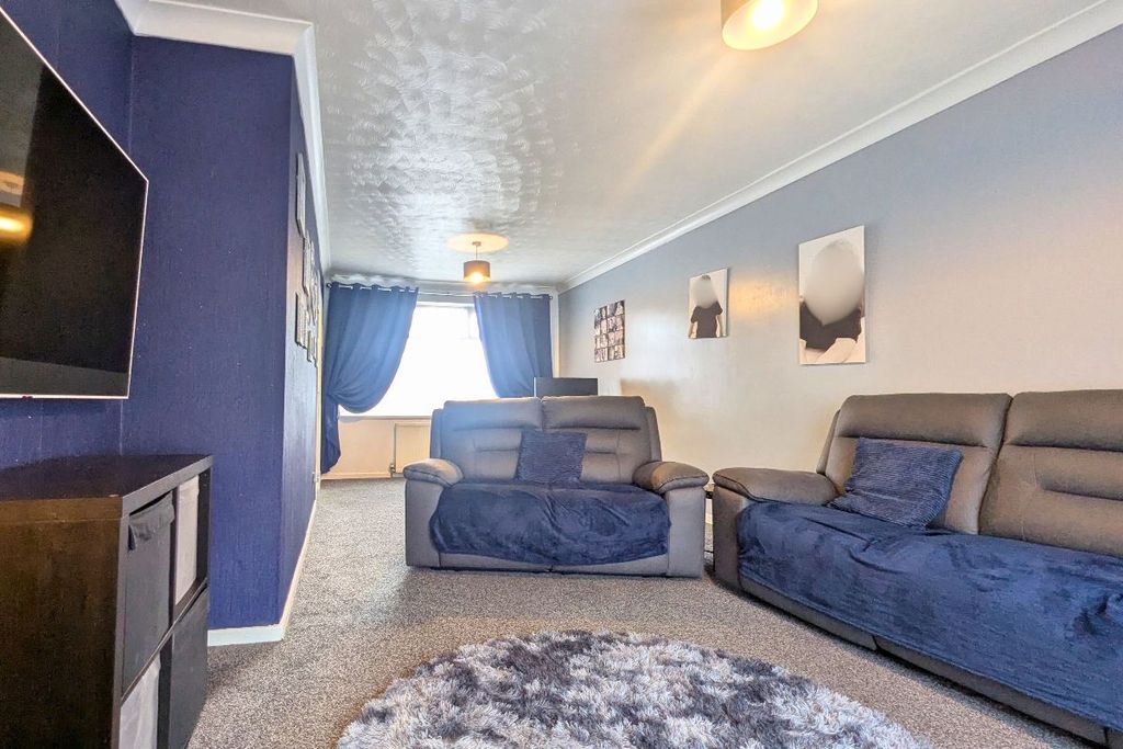 West Grange Road, Leeds LS10, 3 bed semi-detached house for sale, £ ...