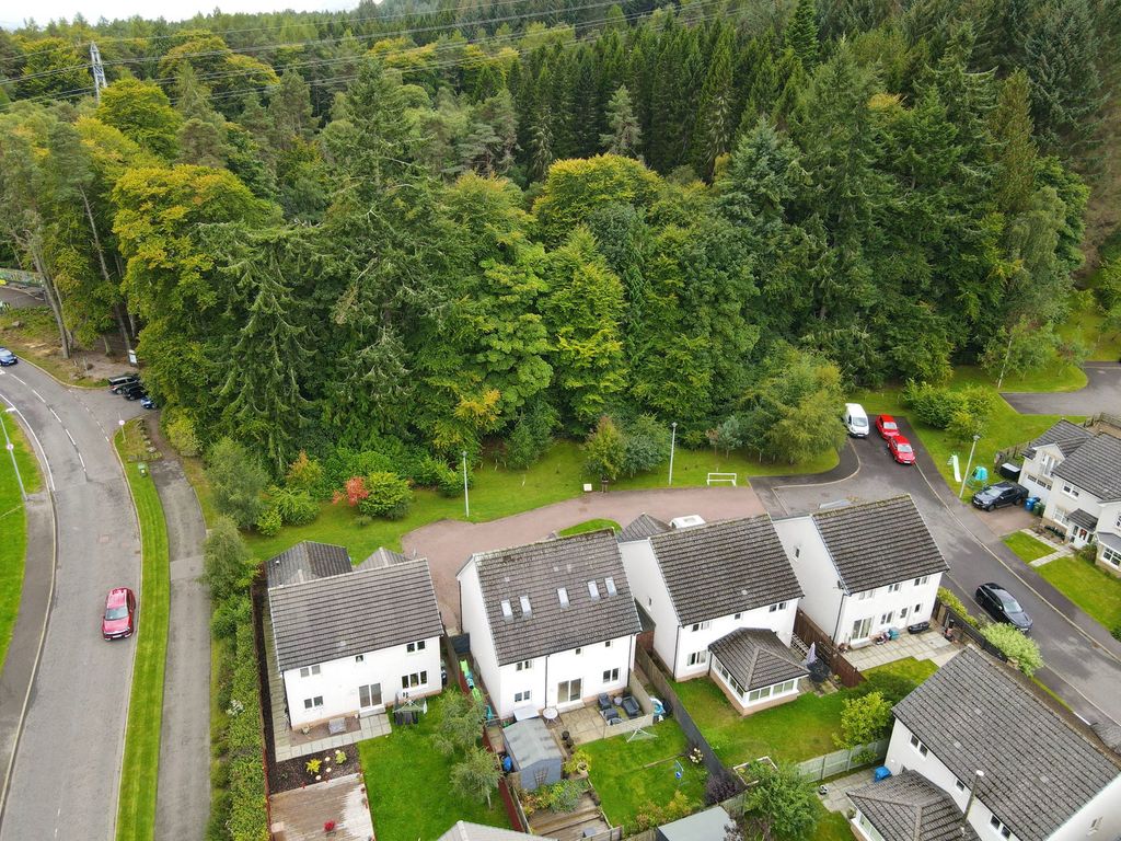 22 Bishops View, Inverness IV3, 5 bed detached house for sale, £350,000 ...
