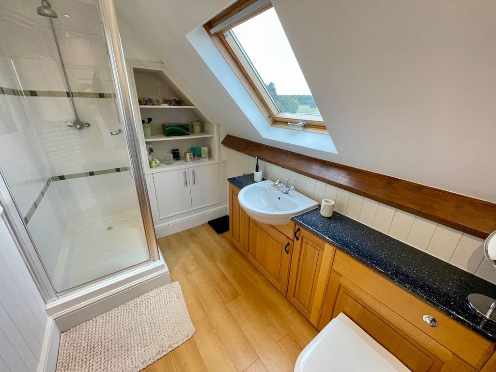 The Cottages, Great Bramingham Lane, Luton LU3, 4 bed end terrace house ...