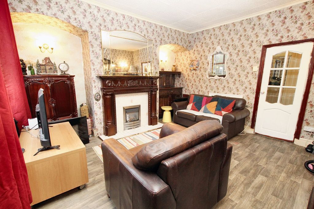 Cornholme Terrace, Todmorden OL14, 2 bed terraced house for sale, £ ...