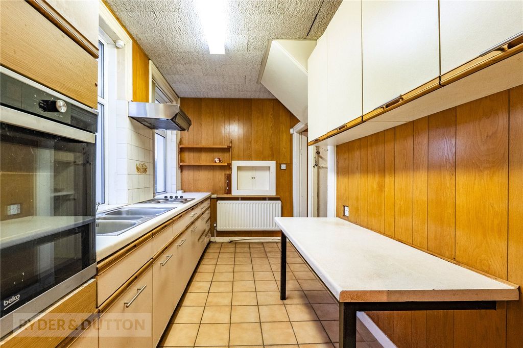 Woodside Road, Beaumont Park, Huddersfield, West Yorkshire HD4, 4 bed ...