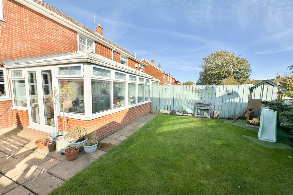 Souter View, Whitburn SR6, 3 bed semi-detached house for sale, £140,750 ...