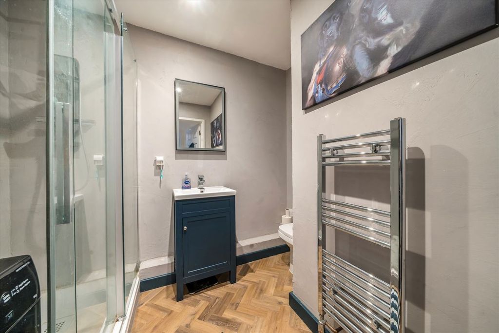 Bradstock Road, Homerton E9, 2 bed flat for sale, £475,000 | PrimeLocation
