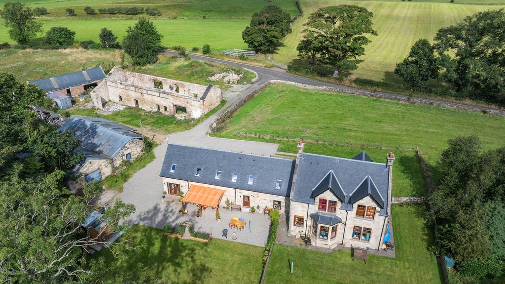 Shirva Farm Steading, Kilsyth G65, 3 bed semi-detached house for sale ...
