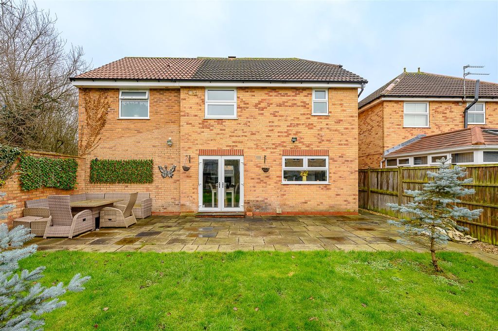 Wellesley Close, Clifton Moor, York YO30, 4 bed detached house for sale ...