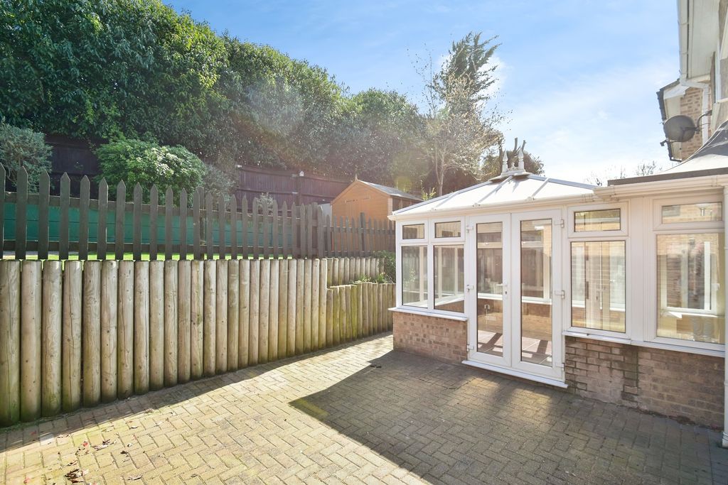 Friston Way, Rochester, Kent ME1, 4 bed detached house for sale ...