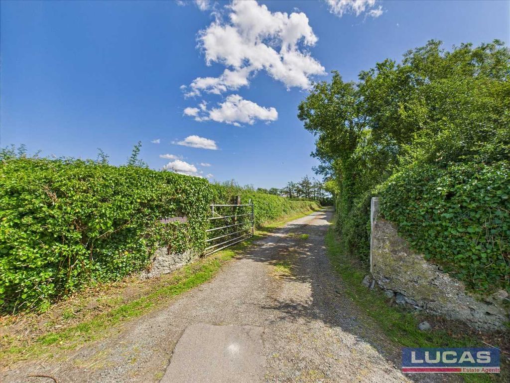 Newborough, Llanfairpwllgwyngyll LL61, 7 bed detached house for sale, £ ...