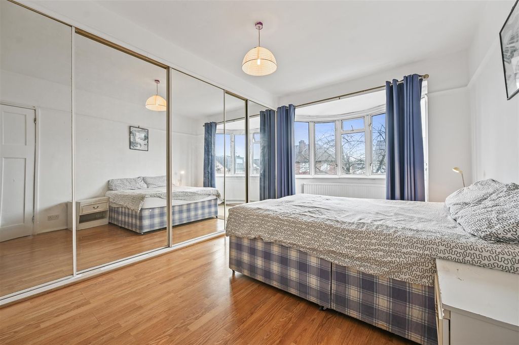 Friars Way, Acton, London W3, 3 bed semi-detached house for sale, £ ...