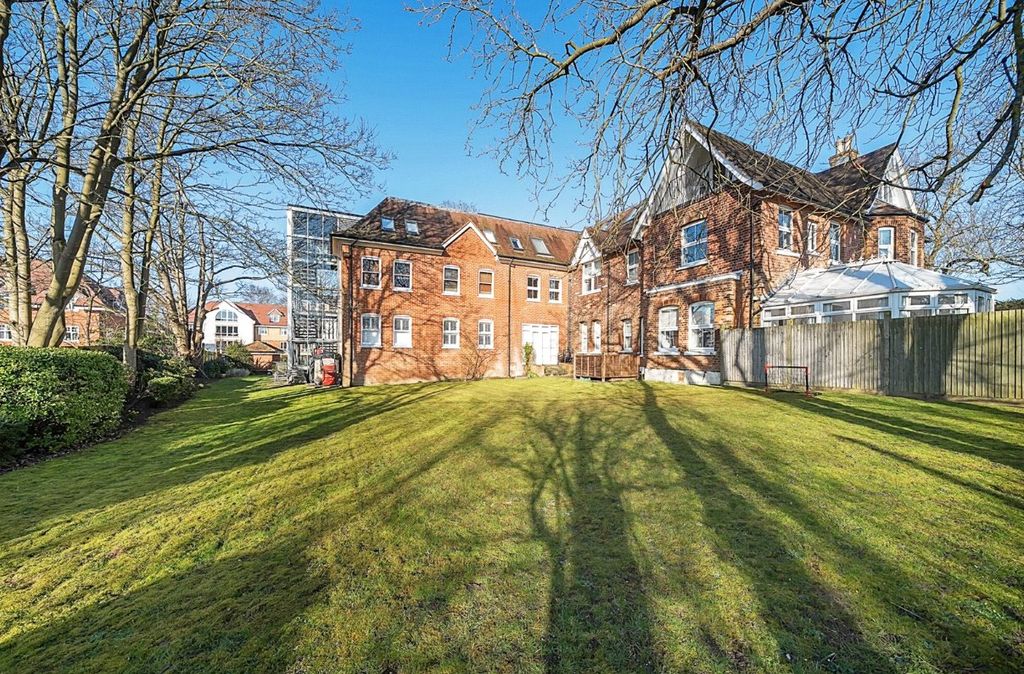 Rowhill Road, Hextable, Swanley BR8, 1 bed flat for sale, £225,000 ...