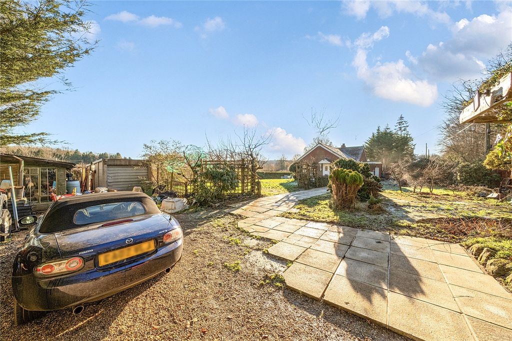 Colliers Green, Cranbrook, Kent TN17, 3 bed bungalow for sale, £600,000 ...