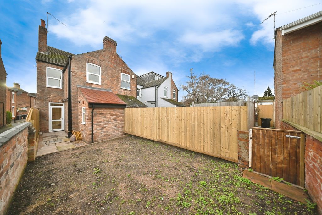 Aylestone, Leicester LE2, 3 bed end terrace house for sale, £265,000 ...