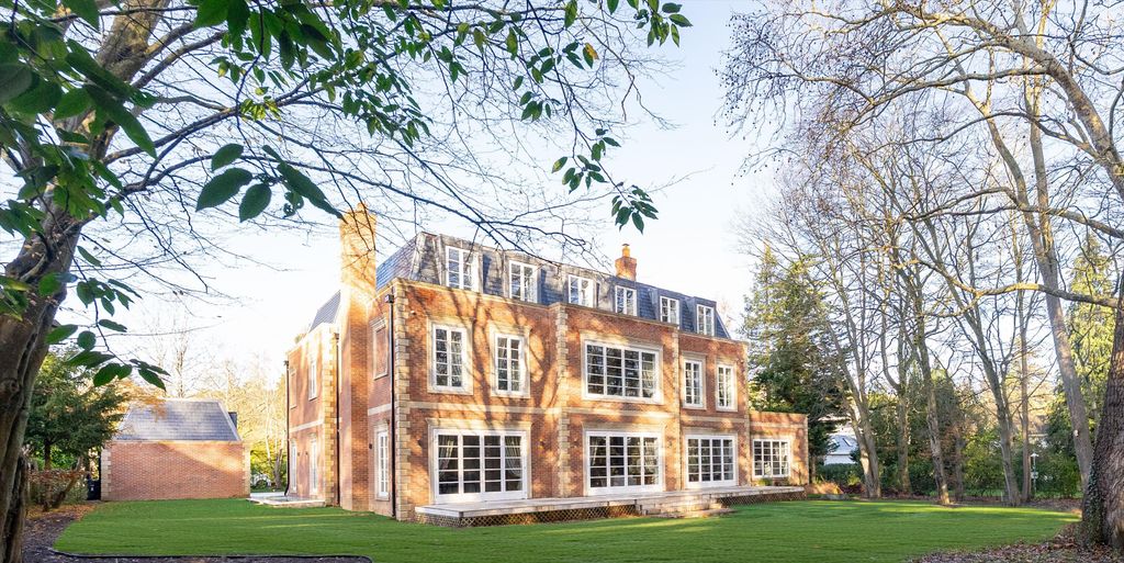 Coombe Ridings, Coombe Estate, Kingston Upon Thames KT2, 11 bed ...