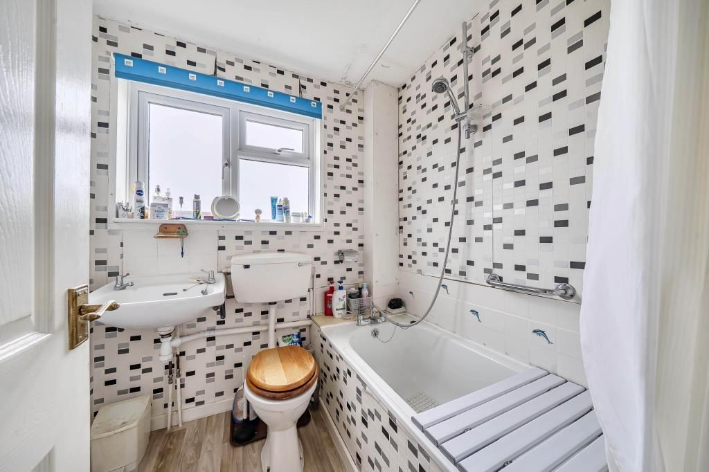 Popley, Basingstoke RG24, 3 bed end terrace house for sale, £242,500 ...