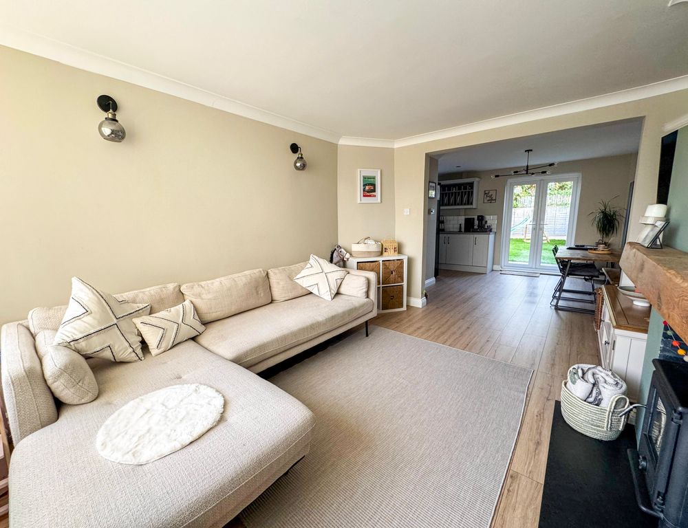 Wheatley Close, Rochford SS4, 3 bed chalet for sale, £375,000 | PrimeLocation