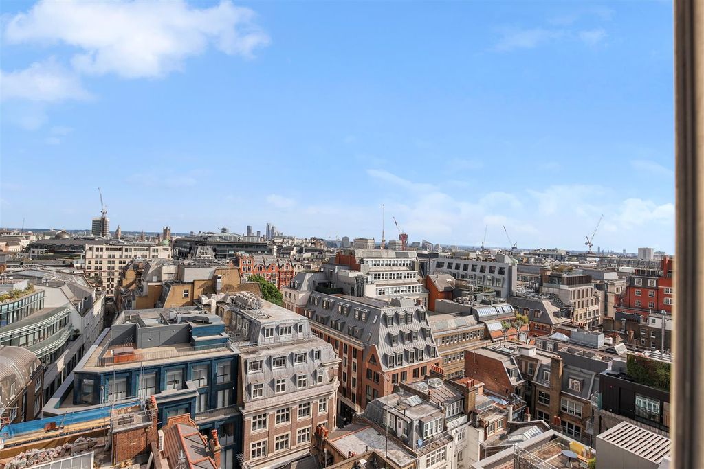 Stirling Court, Soho W1F, 1 bed flat for sale, £800,000 | PrimeLocation