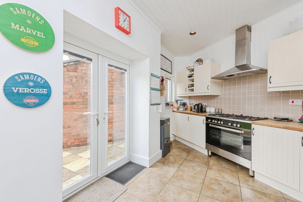 Marston Road, Sutton Coldfield B73, 2 bed detached house for sale, £ ...