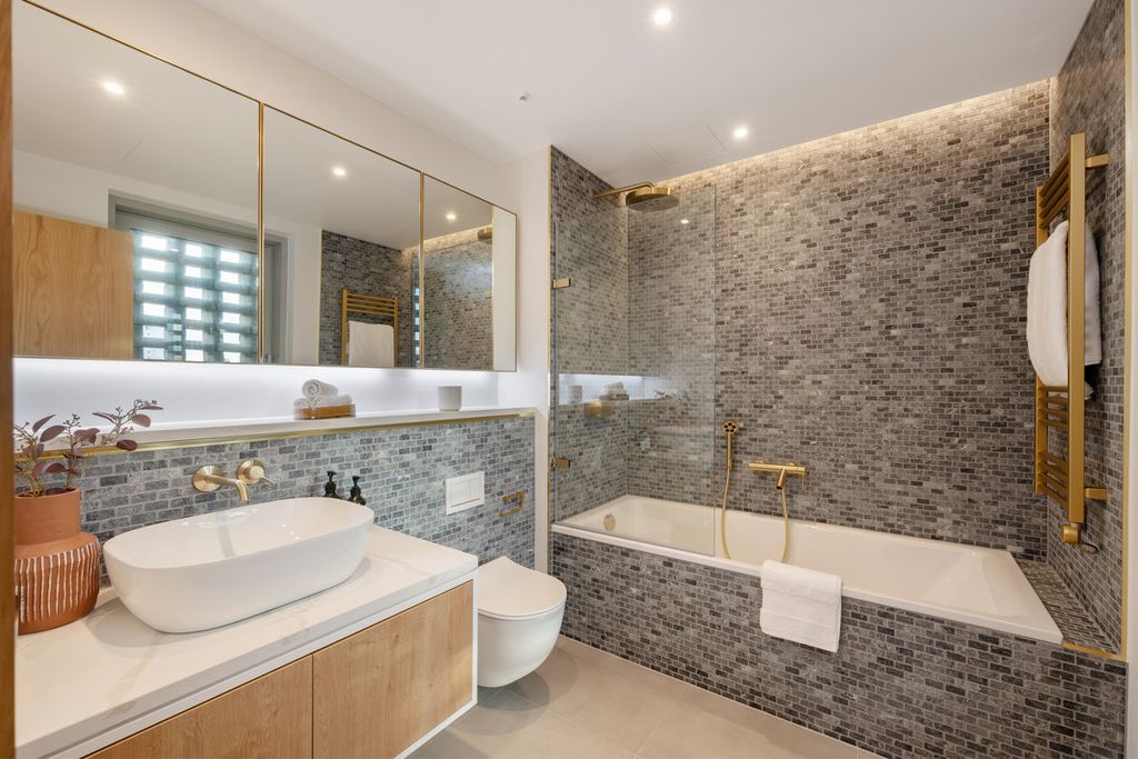 Betterton Street, London WC2H, 3 bed penthouse for sale, £4,500,000 ...