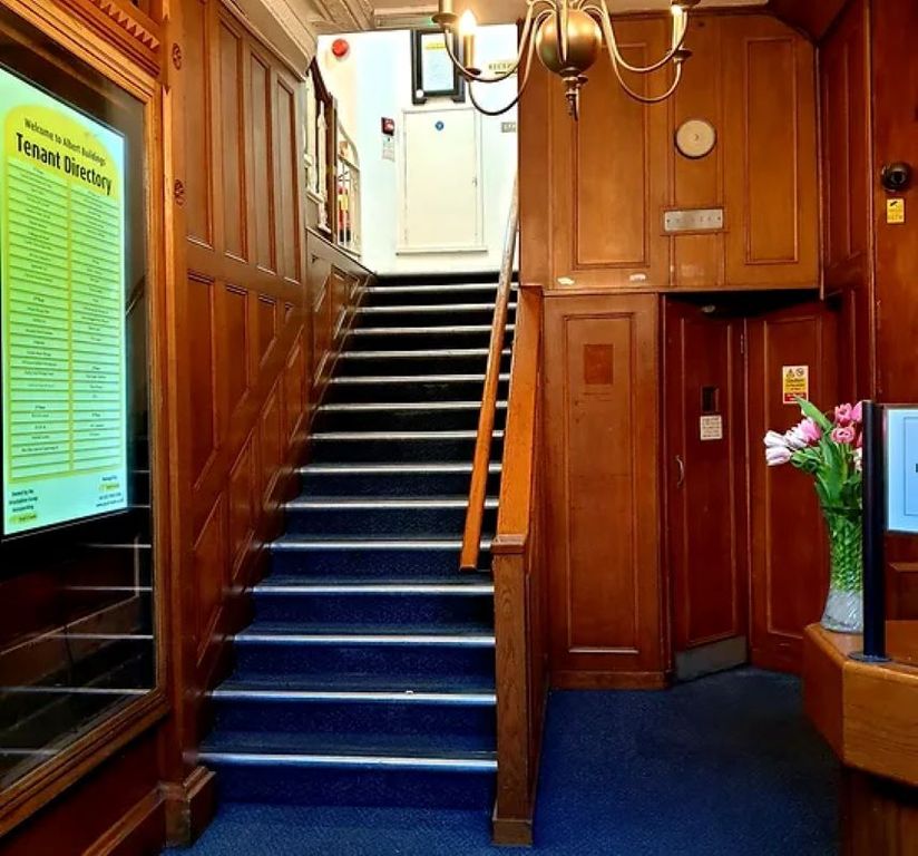 Queen Victoria Street, London EC4N, Office to let, £12,000 pa ...