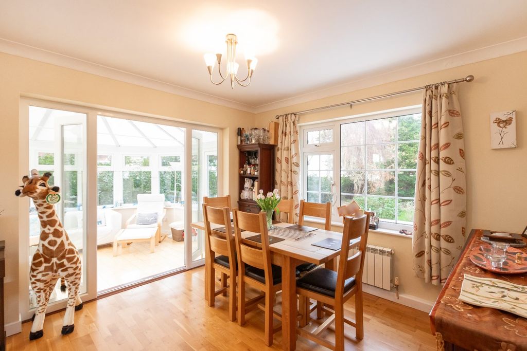 Les Lohiers, St. Saviour, Guernsey GY7, 5 bed detached house for sale ...