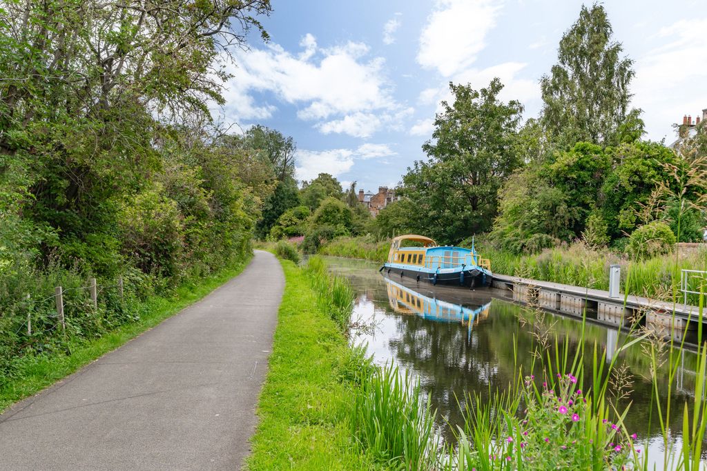 3F2 2, Harrison Gardens, Shandon, Edinburgh EH11, 2 bed flat for sale ...