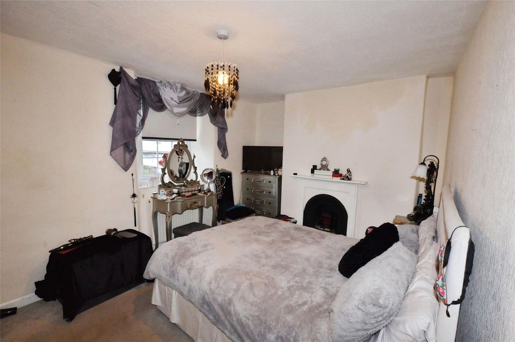 Babbacombe Downs Road, Babbacombe, Torquay, Devon TQ1, 2 bed terraced ...