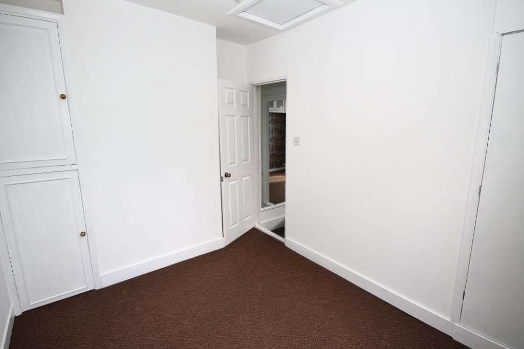 Coventry Road, London SE25, 2 bed end terrace house to rent, £1,700 pcm ...
