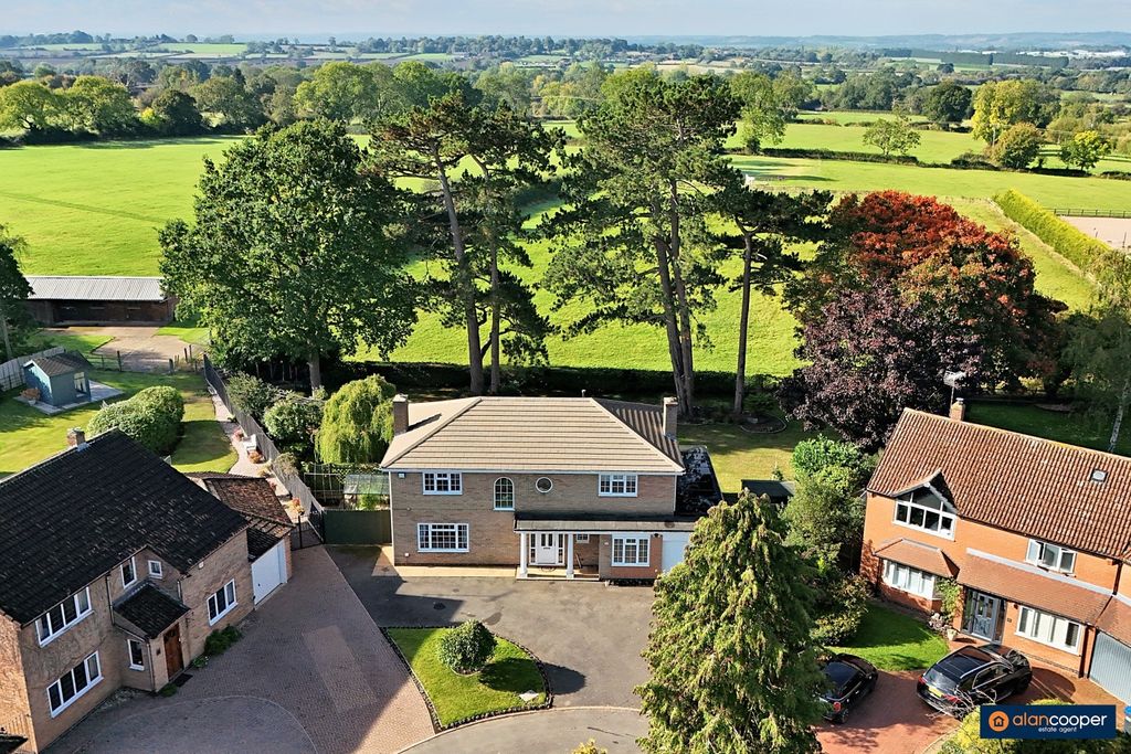 Wykin Lane, Stoke Golding CV13, 4 bed detached house for sale, £750,000 ...