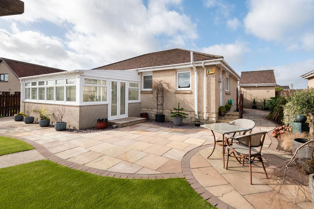Pentland Drive, Kennoway KY8, 3 bed detached bungalow for sale, £ ...