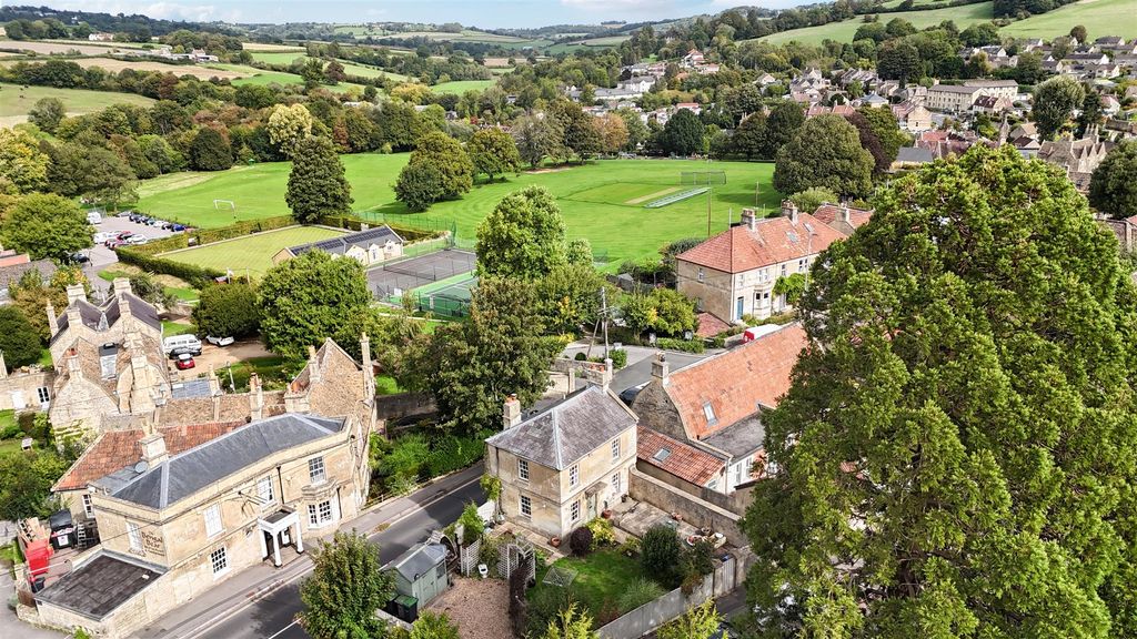 Devizes Road, Box, Corsham SN13, 3 bed detached house for sale, £ ...