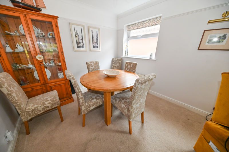 Harvest Road, Denmead PO7, 3 bed detached bungalow for sale, £475,000 ...