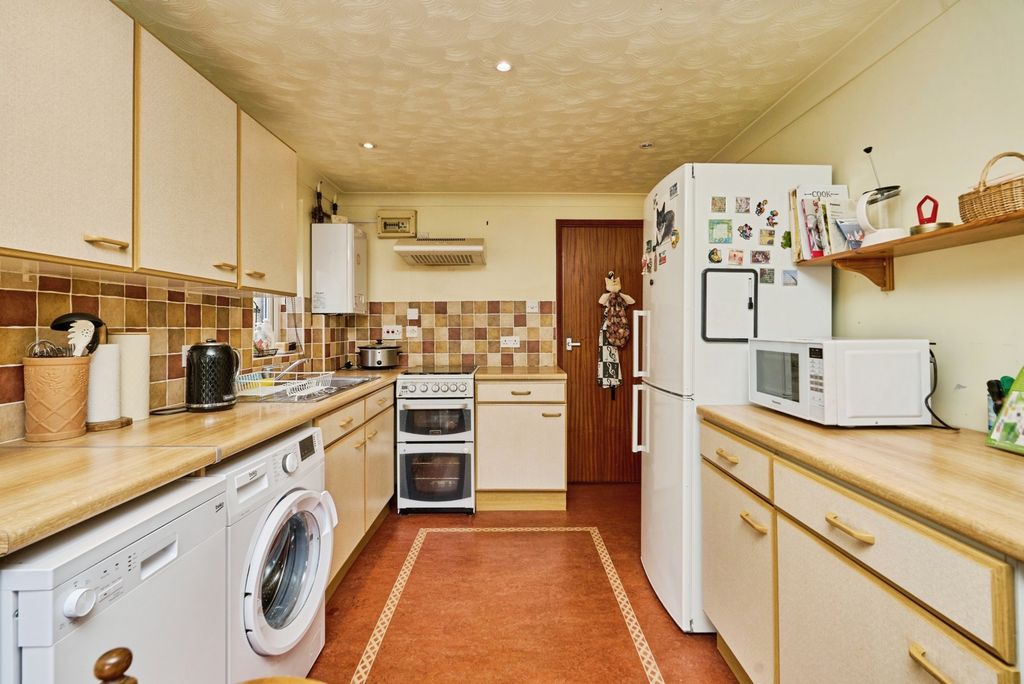 Upper Green Road, St. Helens, Ryde, Isle Of Wight PO33, 3 bed semi ...