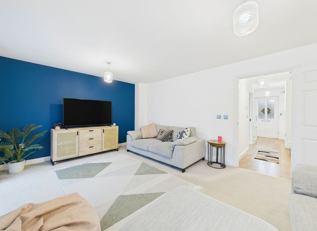 Chedington Avenue, Mapperley, Nottingham NG3, 4 bed detached house for ...